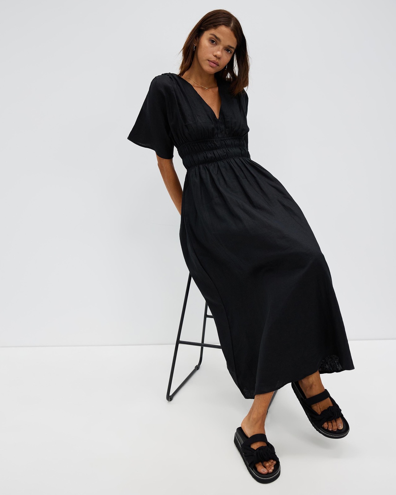 Linen Shirred Midi Dress Airrobe