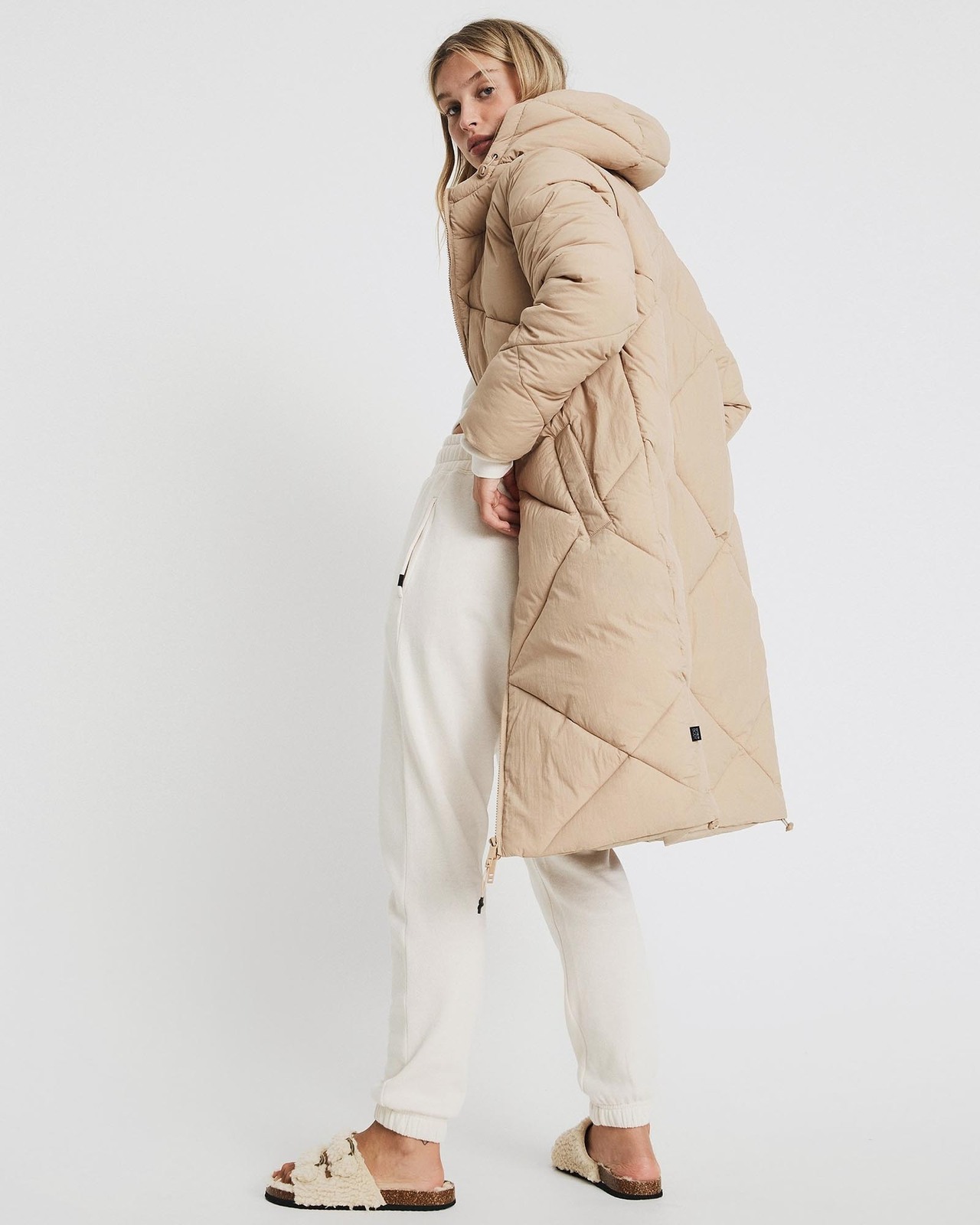 The Recycled Mother Longline Puffer - AirRobe