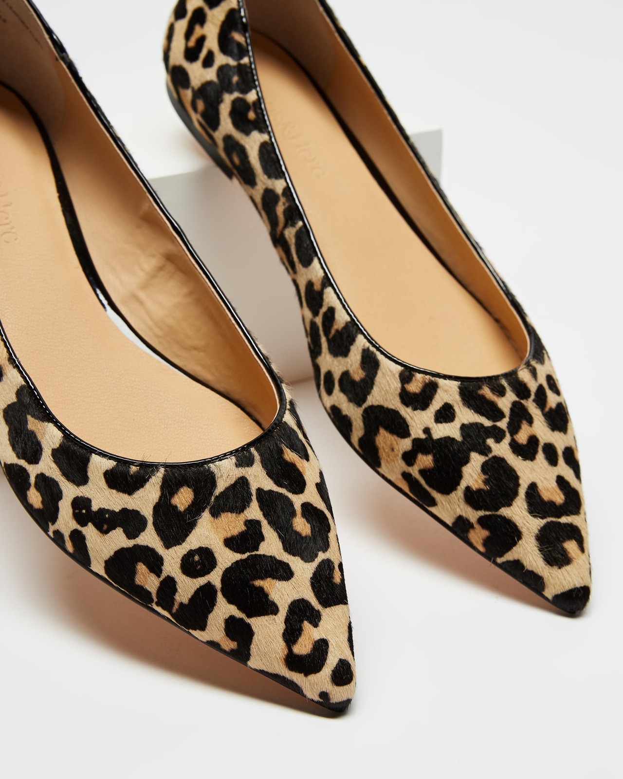 Atmos&Here Kate Leather Flats - AirRobe