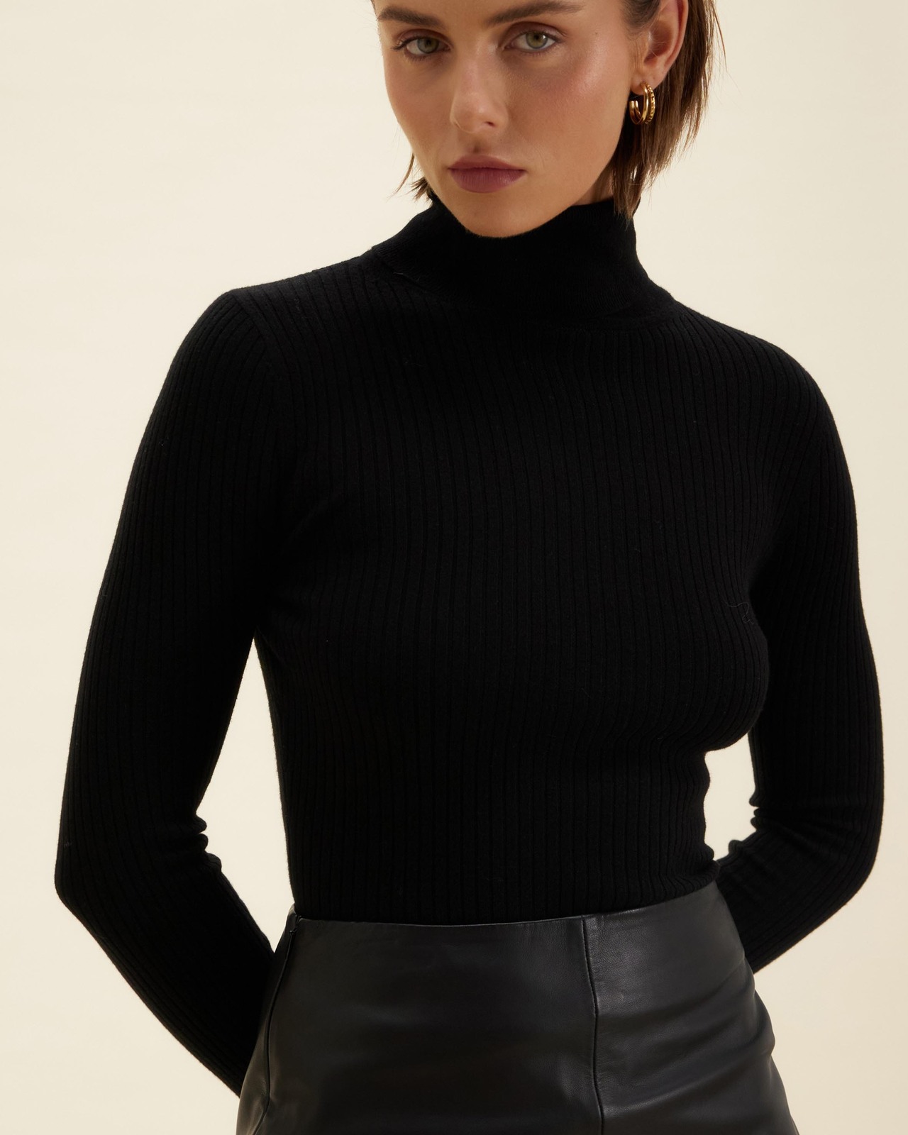 Minima Esenciales Ester Roll Neck Wool Knit - AirRobe