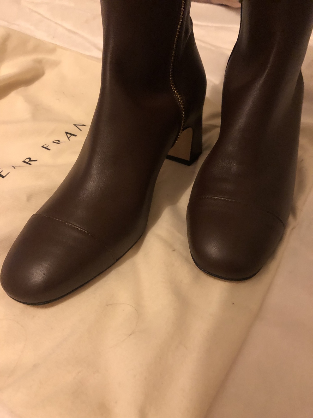 Dear Frances Boots size 39 Almost new condition - AirRobe
