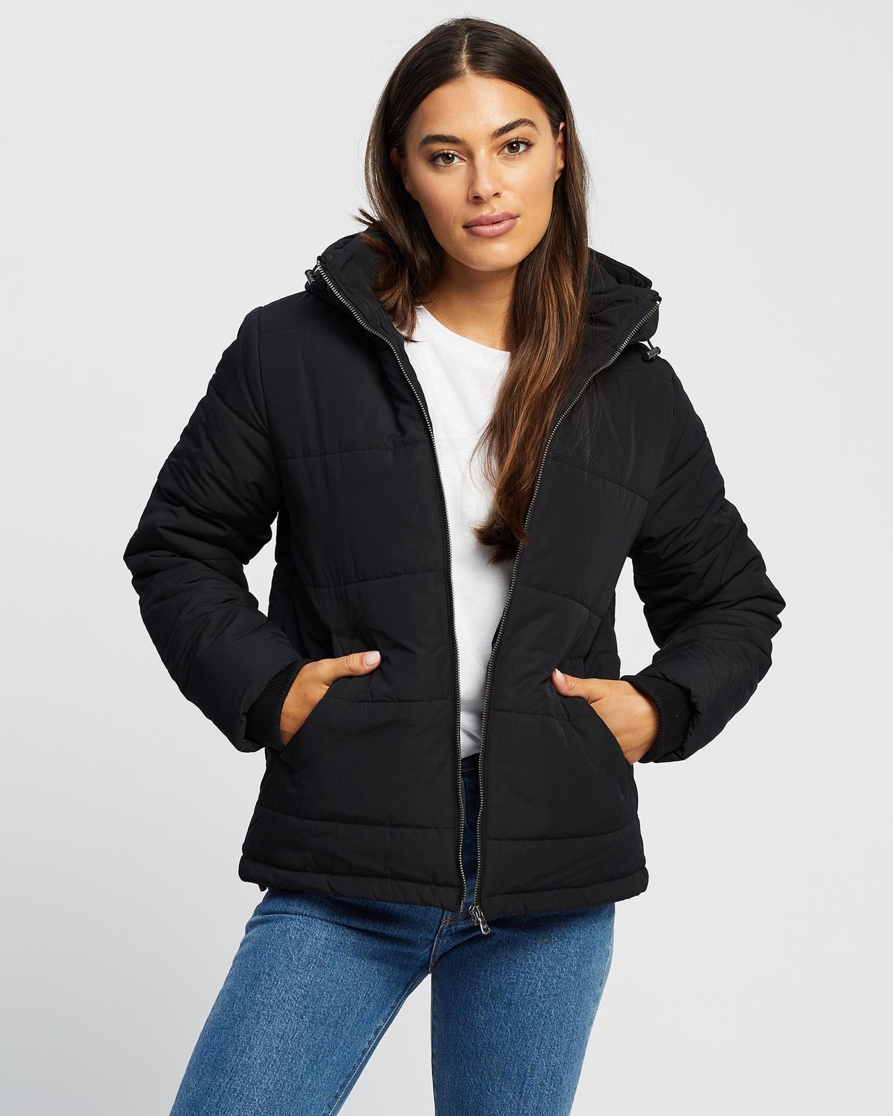 Essential Puffer Jacket - AirRobe
