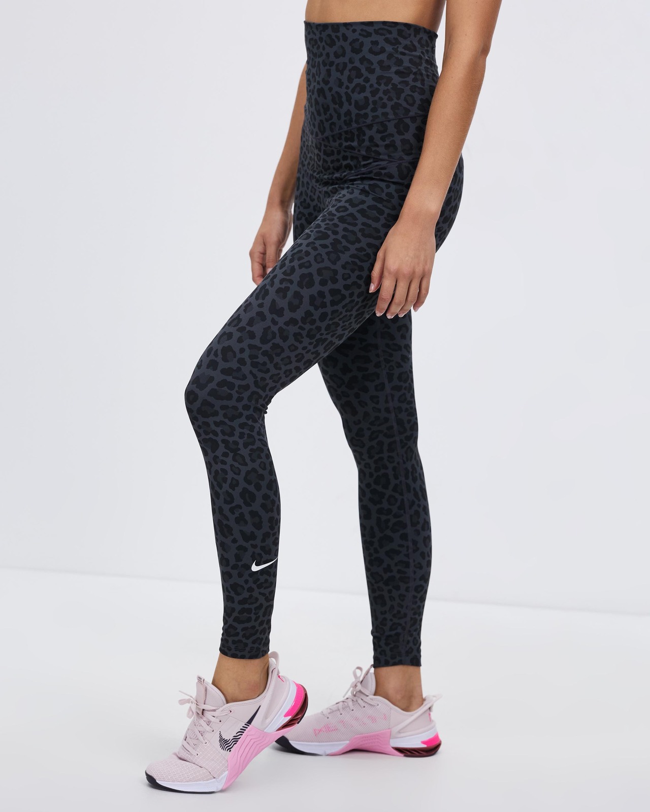 Nike One Dri Fit High Rise Tights Airrobe