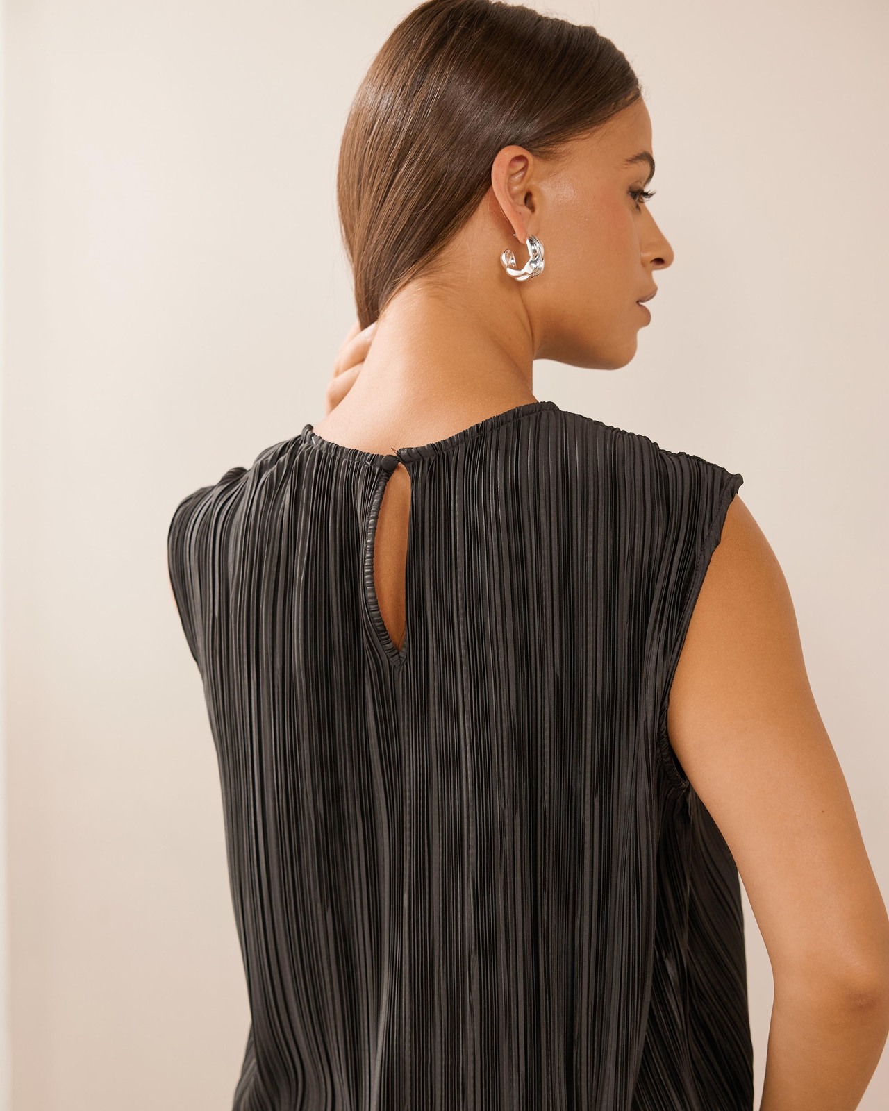 Atmos&Here Cosette Plisse Top - AirRobe