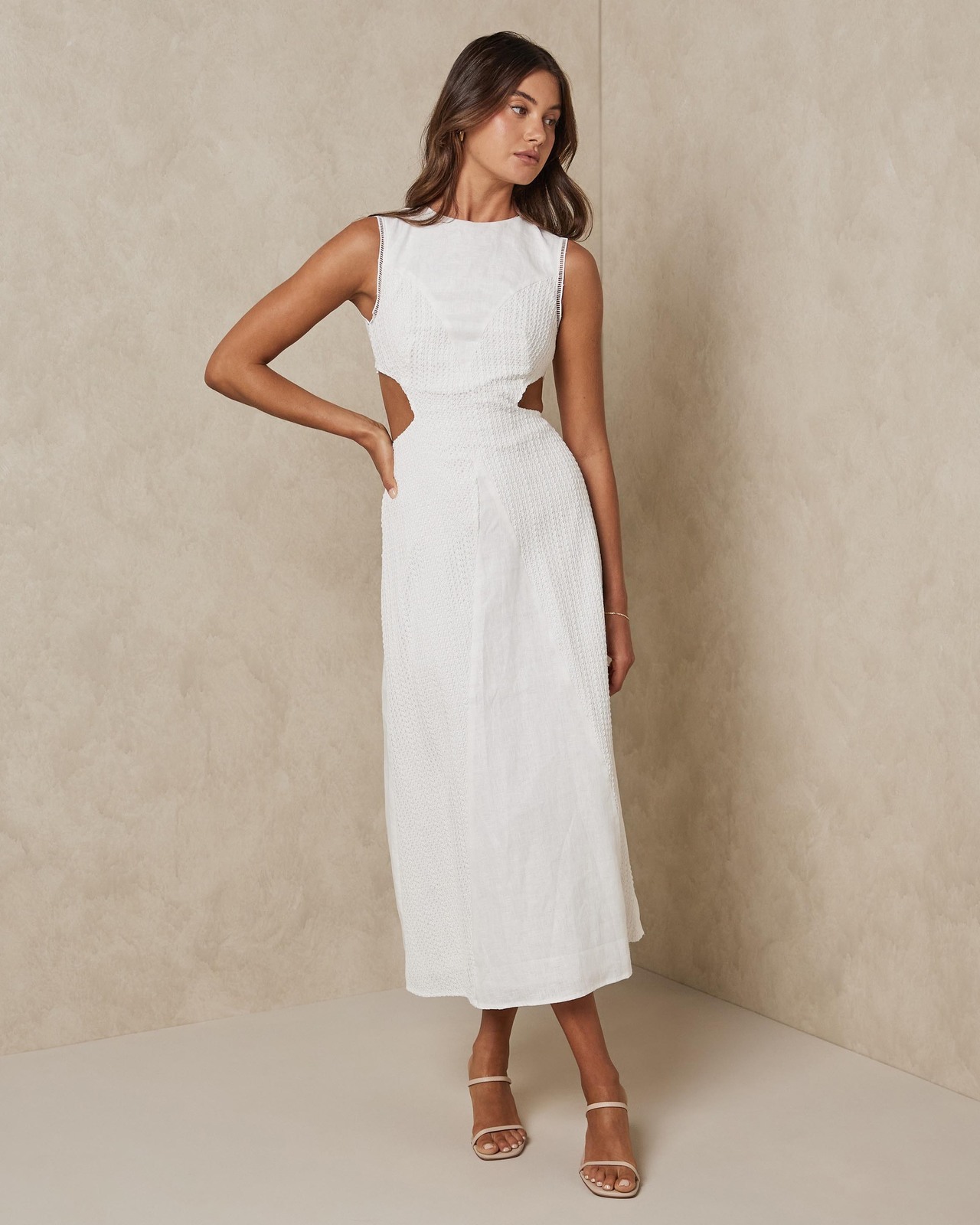 Crochet Panel Midi Dress Airrobe