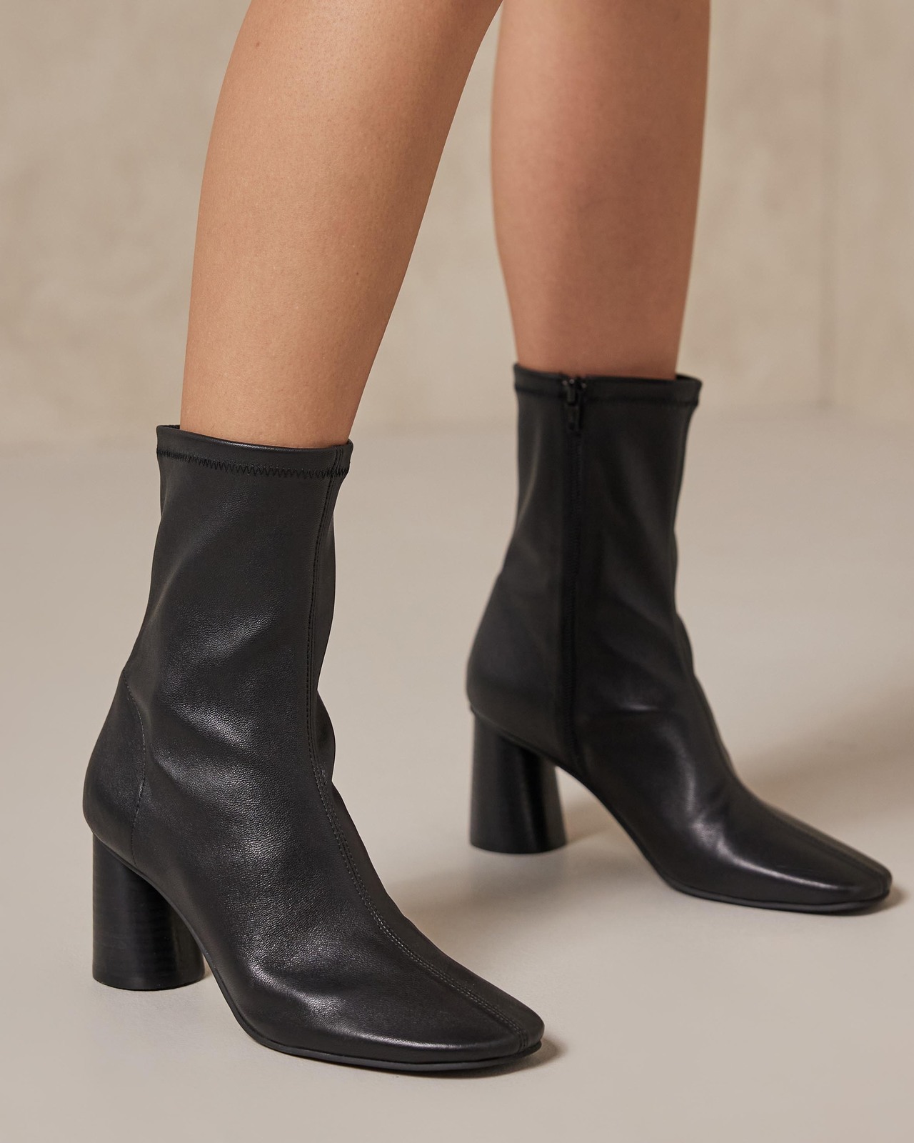 Aere Stretch Leather Ankle Boots Airrobe