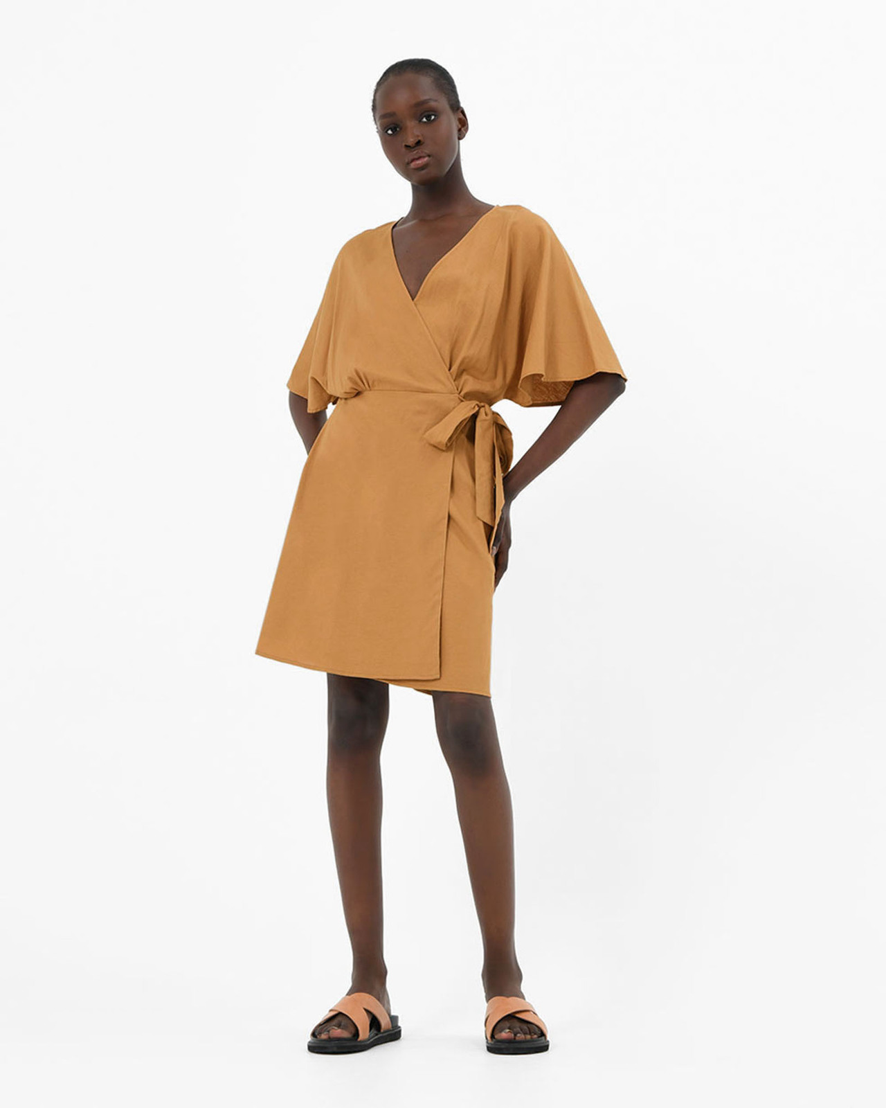 Forcast Greenfield Tie Waist Dress AirRobe