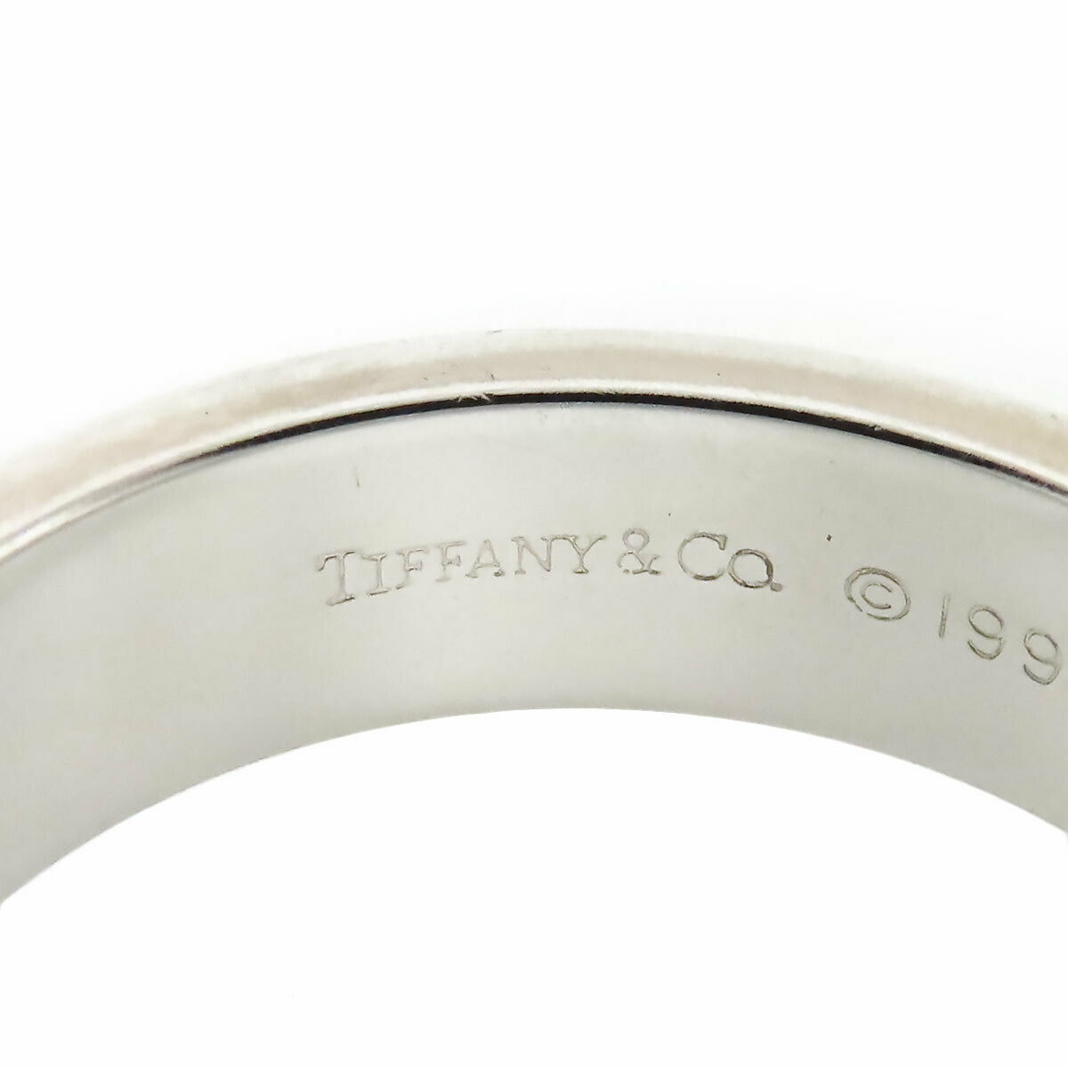 Tiffany & Co 18K Diamond Atlas Ring - AirRobe